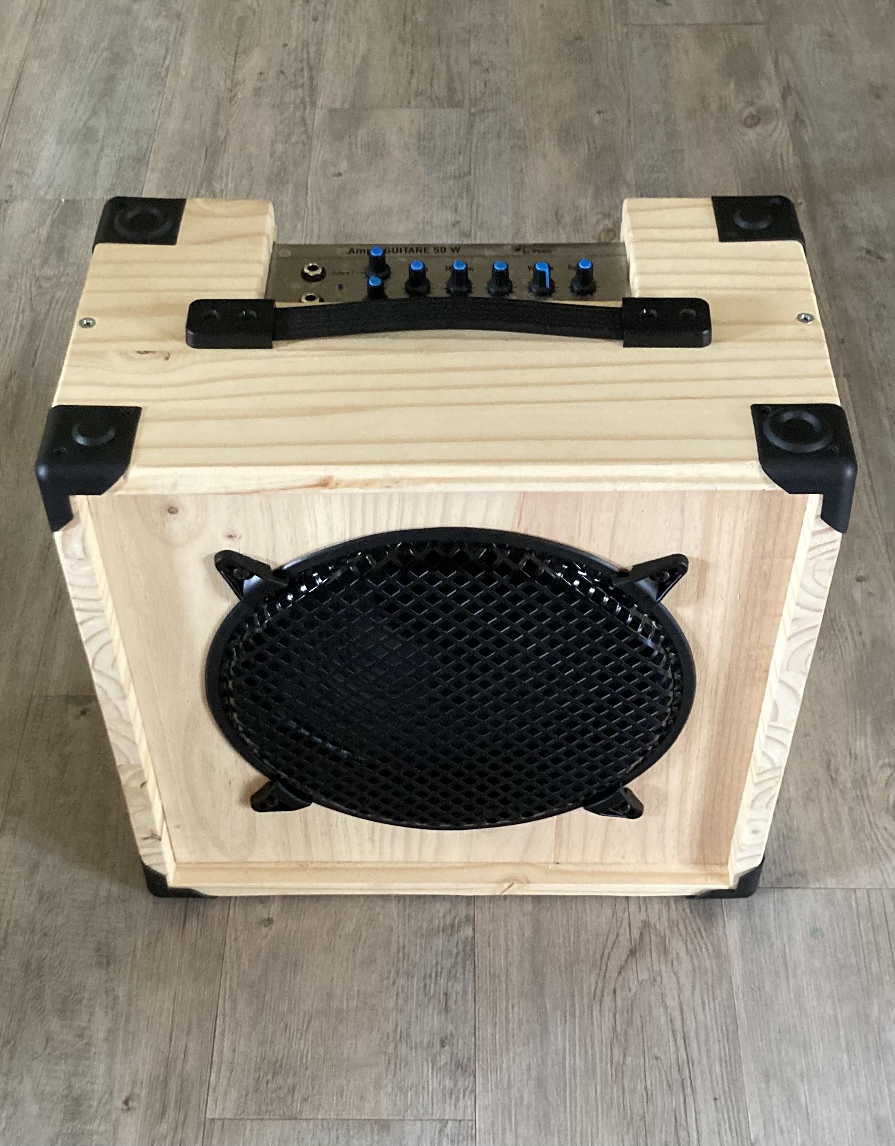 Projet : Ampli avec réverb' et saturation intégrées - Daniel Bichet